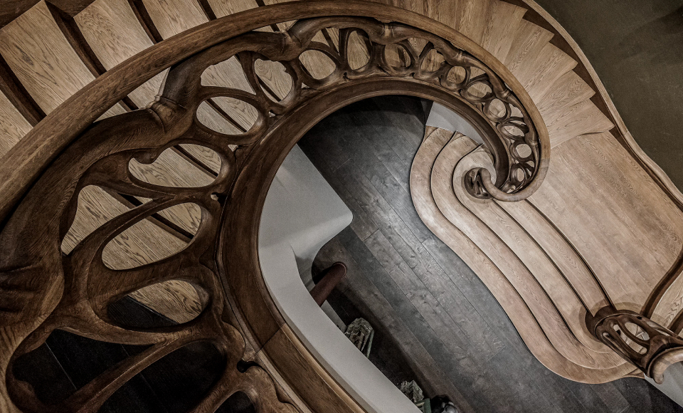 Wooden staircase, organic staircase, stringer staircase, hand-carved ...